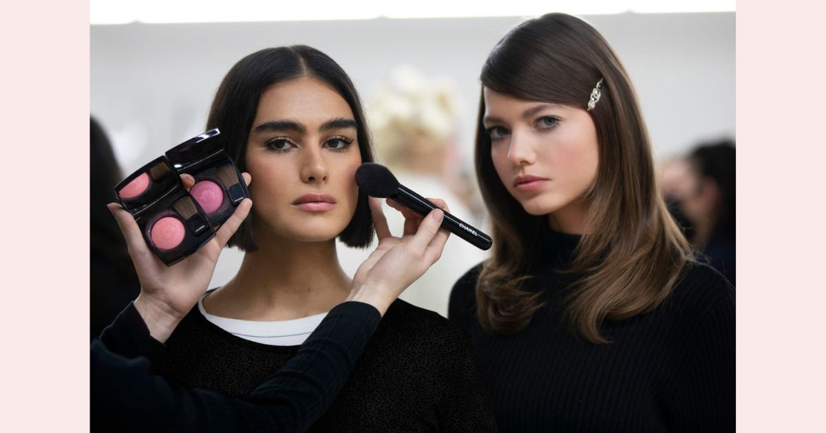 How To Achieve The “No Makeup” Look | Notorious-mag